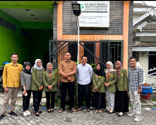 Kegiatan Magang MBKM Mahasiswa UPN “Veteran” Jawa Timur di KJA Wahyu Hendra C – Gelora Jatim